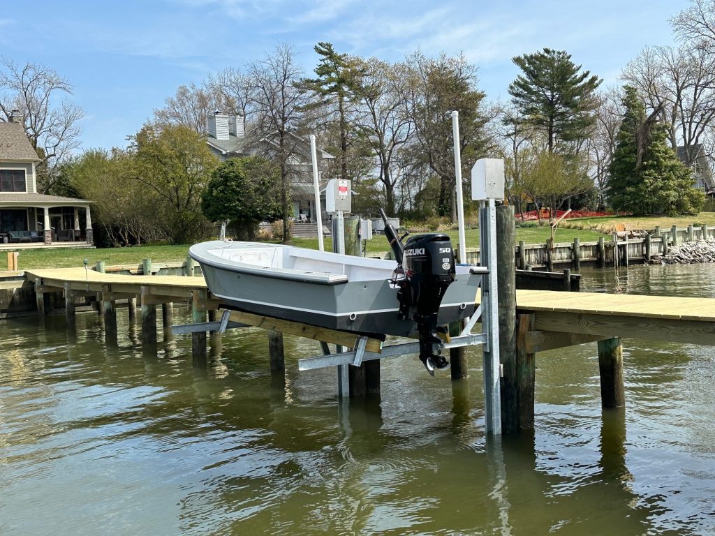 Mini Mag 2800 Boat Lift | Custom Floating Dock Builder Annapolis MD